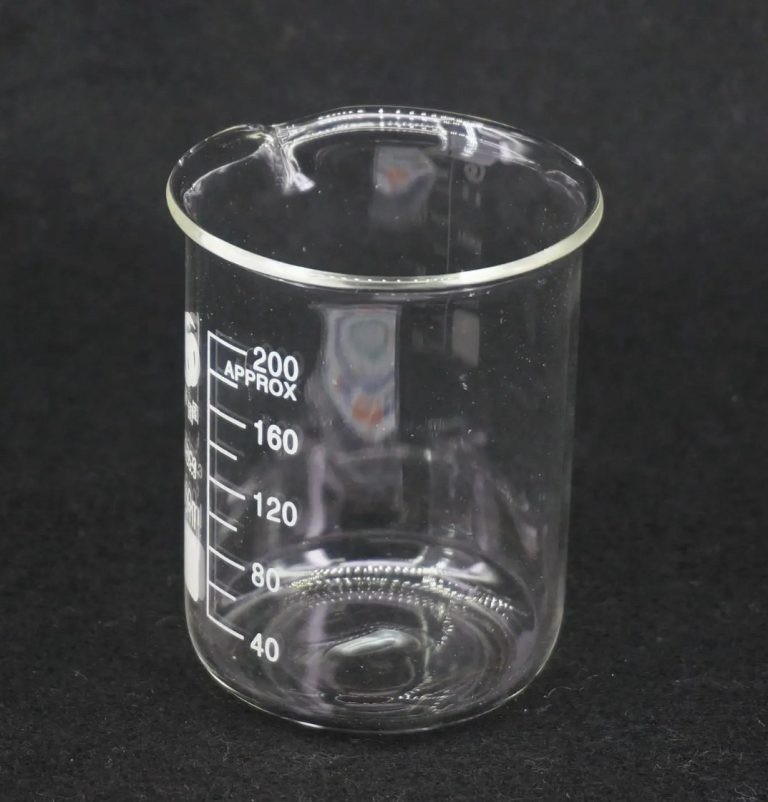Understanding the Purpose and Function of a Beaker in Chemistry